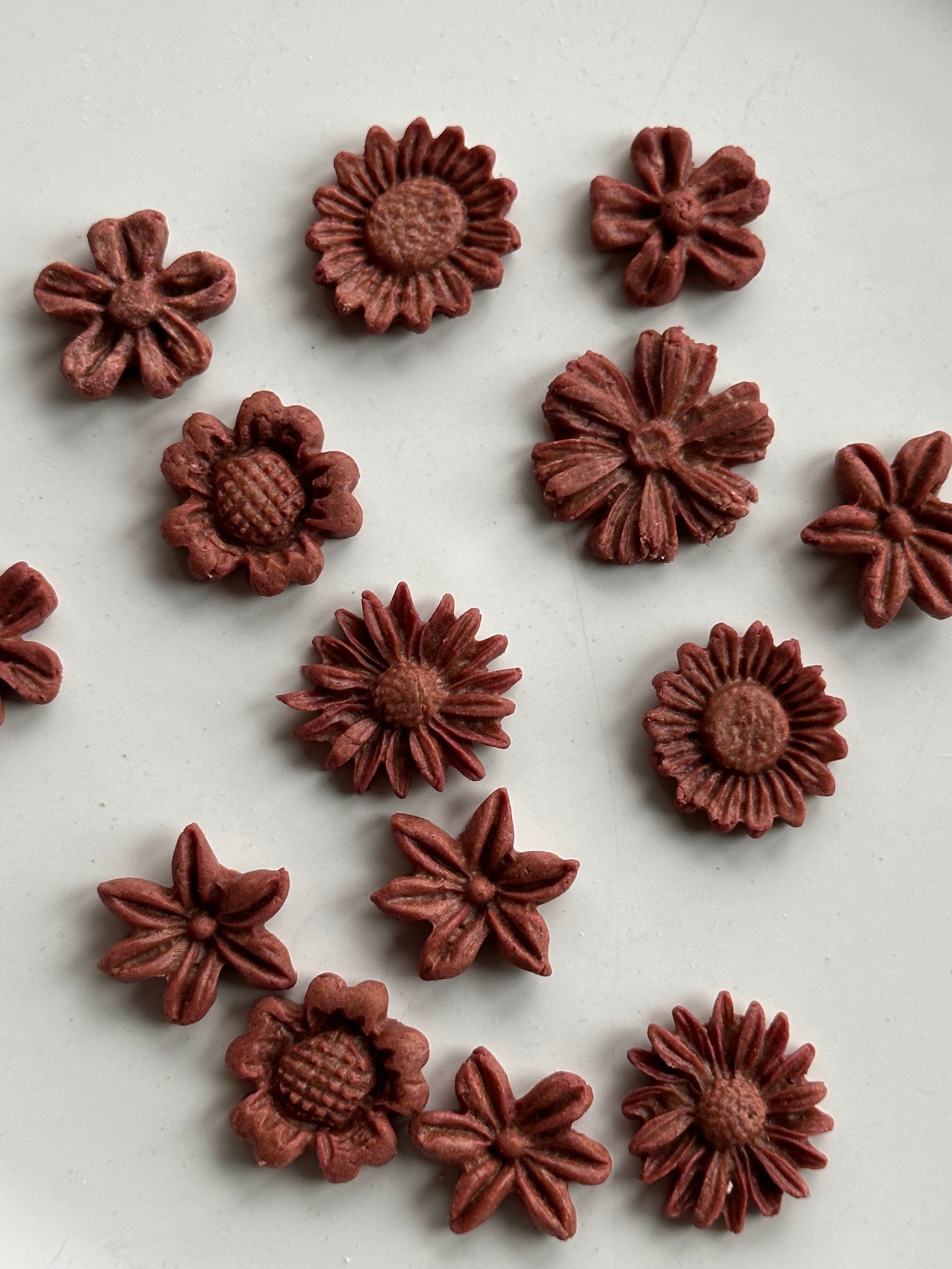Red Velvet Petals – WildCatCo